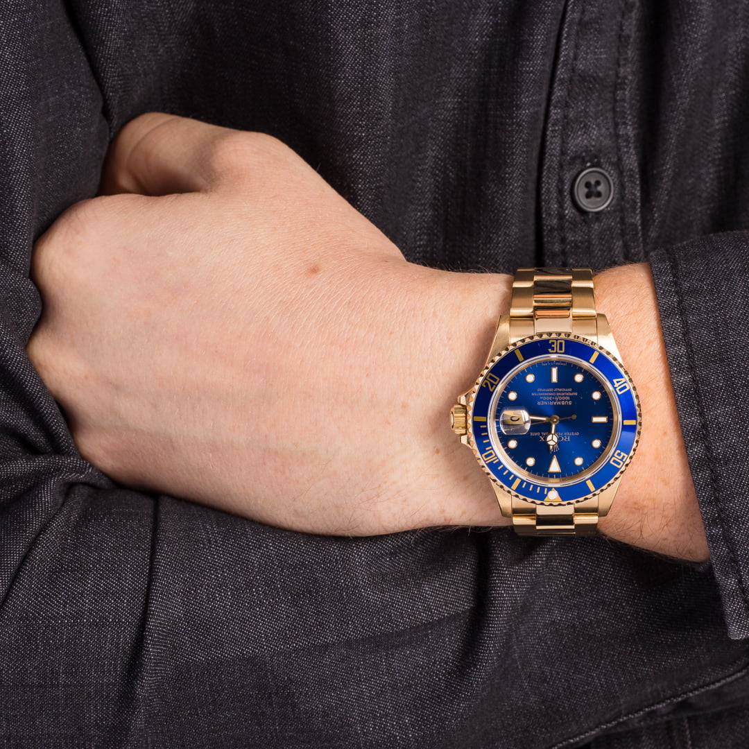 Rolex Submariner 16618 Blue Dial Yellow Gold Oyster