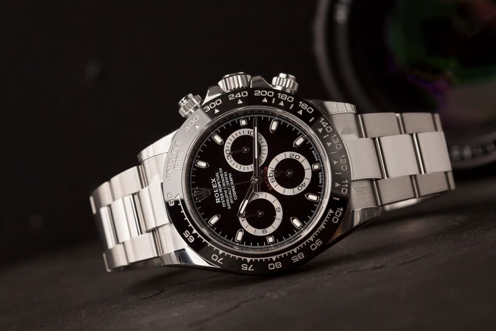 How to Tell the Age of Your Rolex With Its Serial Number | Bob's Watches