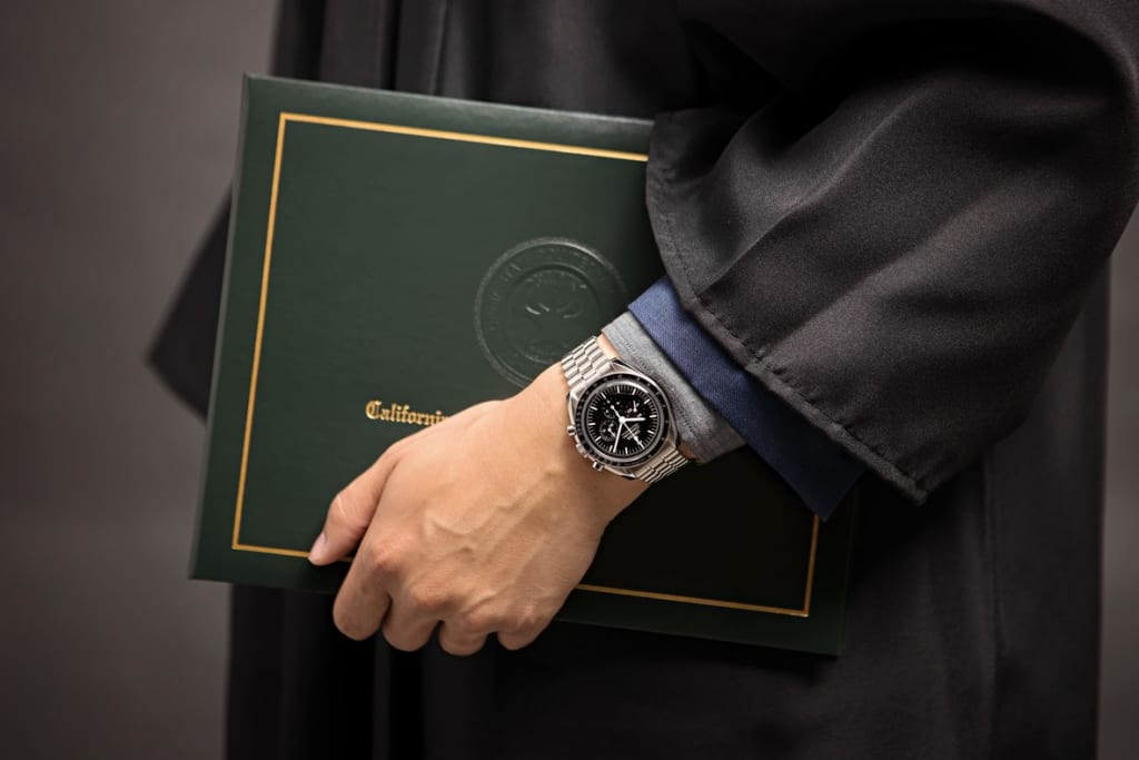 Graduation Watch: Best Timepieces for Celebrating Success