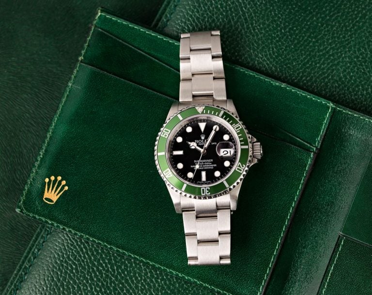 Rolex Submariner Kermit - Flat 4 vs. Sharp 4 Bezel Guide - Bob's Watches