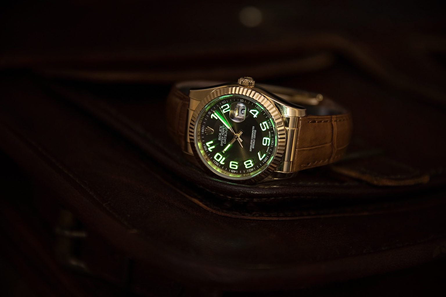 Gold Rolex Watches Ultimate Buying Guide | Bob's Watches