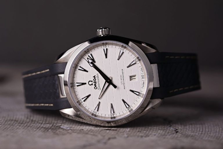 Best Minimalist Watches: Top Picks for a Sleek Style