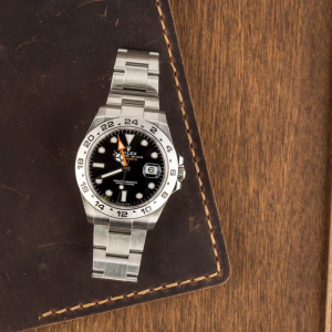 Rolex 216570 vs 226570: Explorer II Evolution Guide